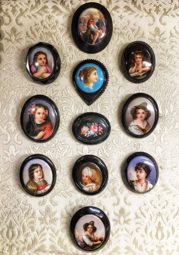 Whitby Jet: What, Why and When? – Burials & Beyond