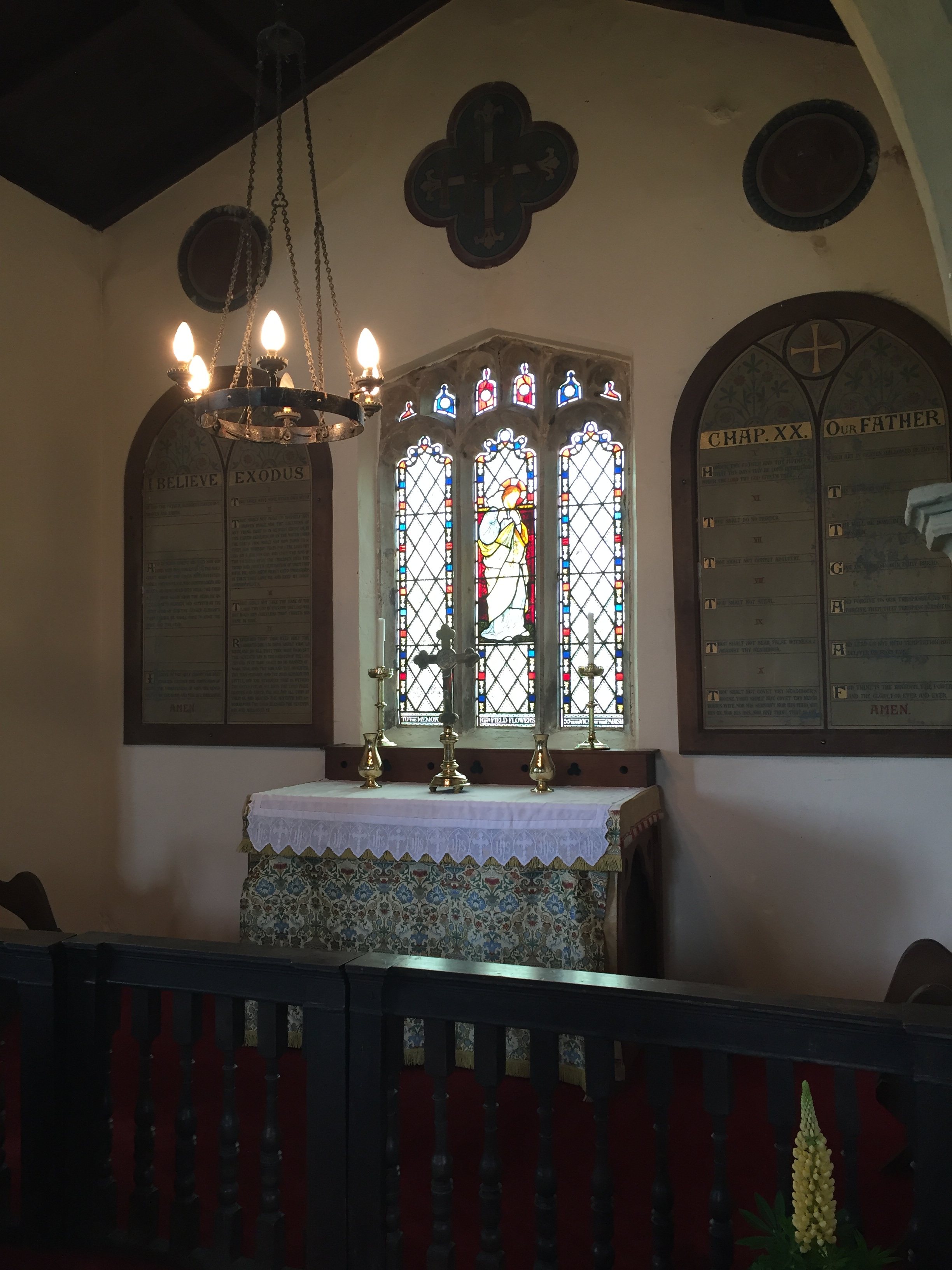 Legsby St Thomas: Beef Rolls and Busy Farmers – Burials & Beyond