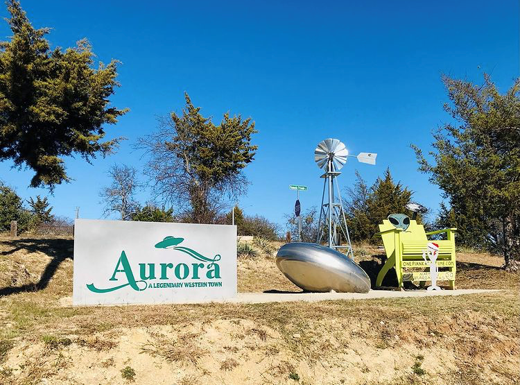 The Alien Grave of Aurora, Texas – Burials & Beyond
