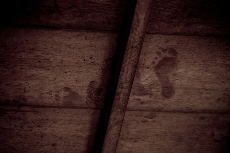 The Bloody Ceilings of Kyoto, Japan – Burials & Beyond
